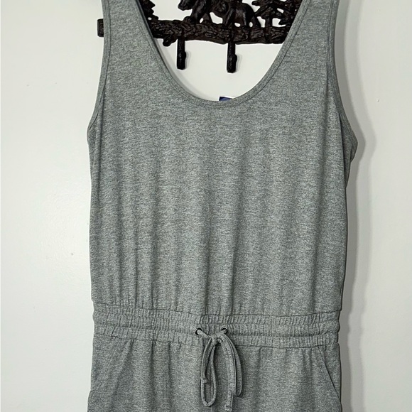 Zobha | Pants & Jumpsuits | Zobha Gray Track Pants With Drawstring ...